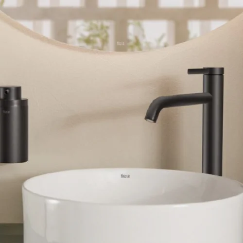 Roca at Neville Lumb